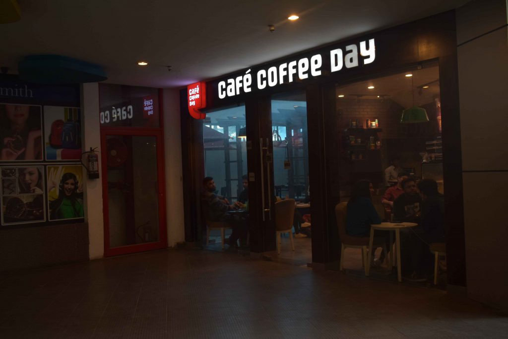 Top 5 Places in the UNI Centre to Satisfy Your Taste Buds - Happenings@LPU